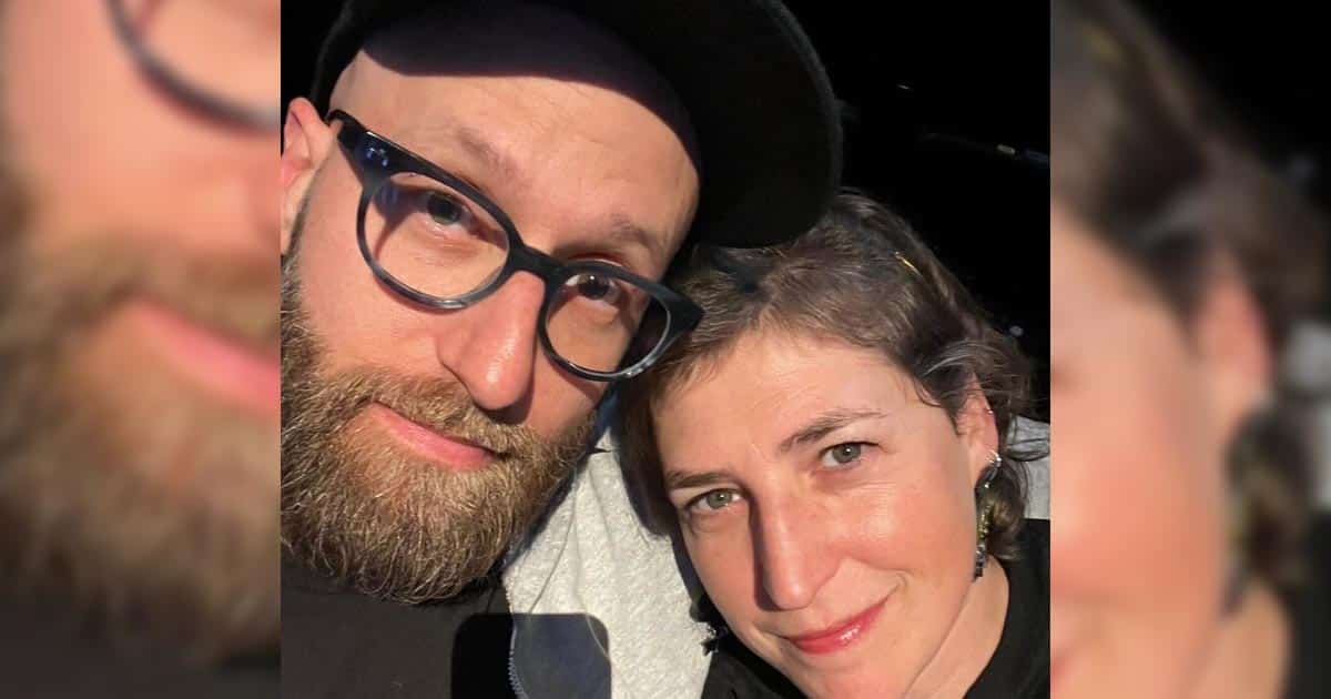 Everything You Need to Know About Mayim Bialik's Boyfriend: Jonathan Cohen